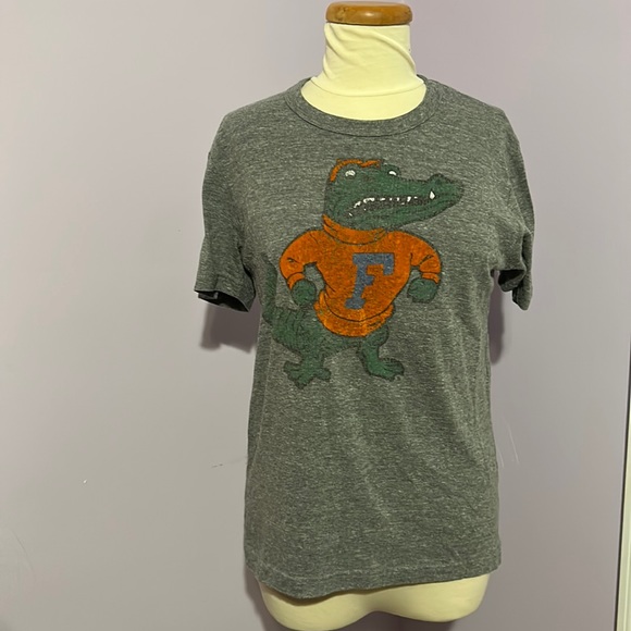 University T | Shirts | University Of Florida Throwback Tee | Poshmark